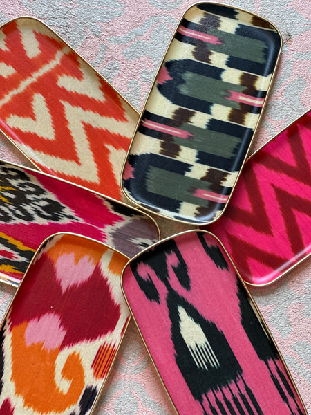 Gorgeous multicoloured rectangular silk ikat fibreglass tray – punica