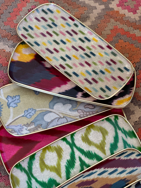 Multi coloured pretty rectangular silk ikat fibreglass tray – punica